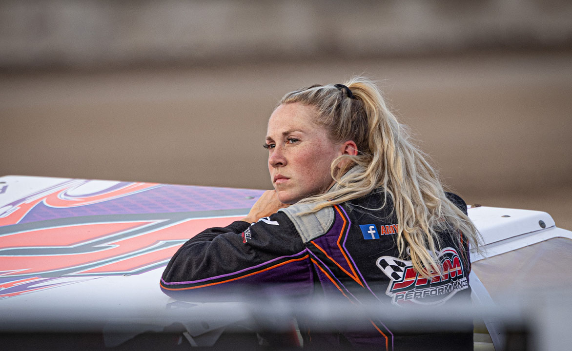Amy Holland Prepares For DIRTcar Nationals Debut - SPEED SPORT