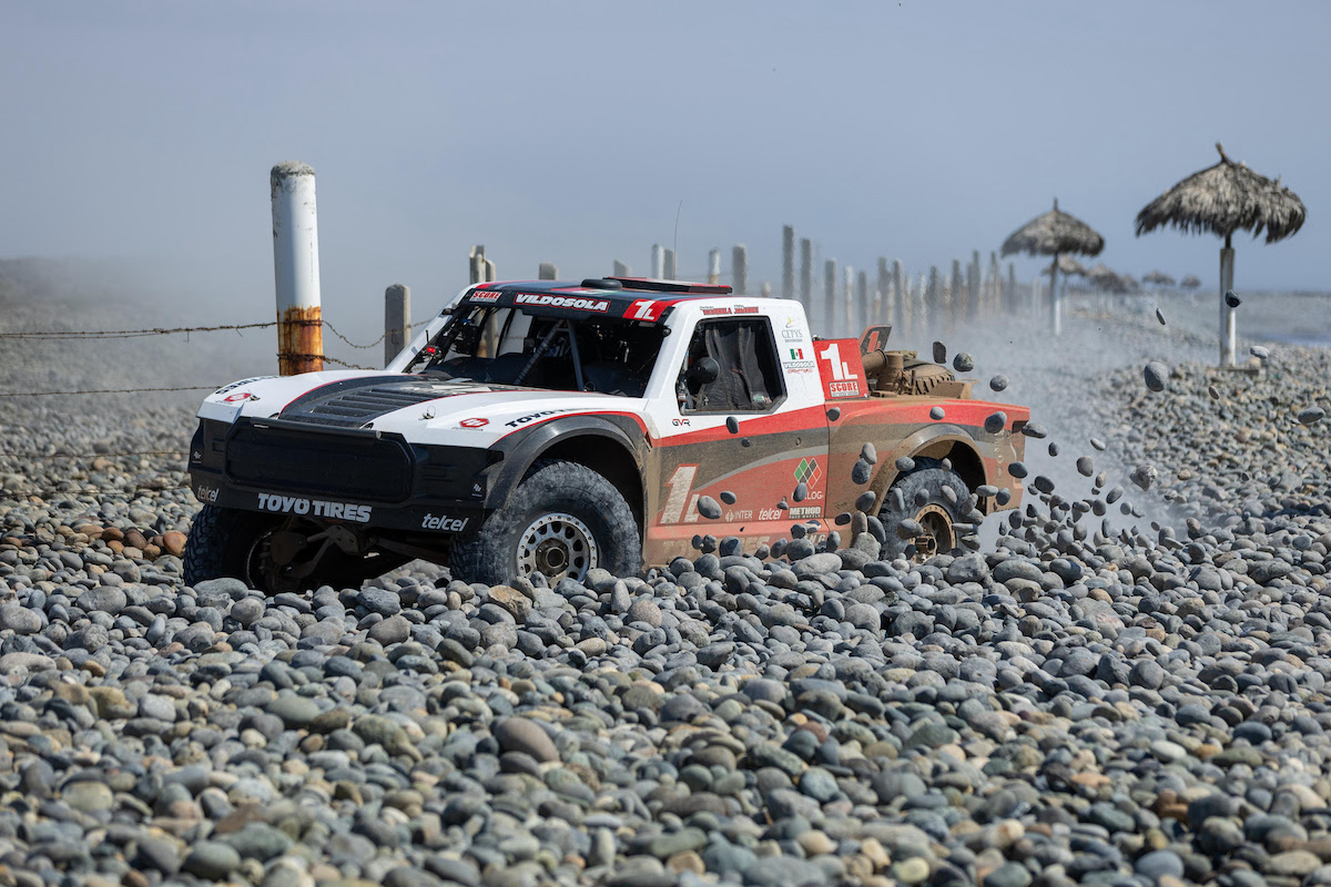 Vildosola Earns Living Legend Status - SPEED SPORT